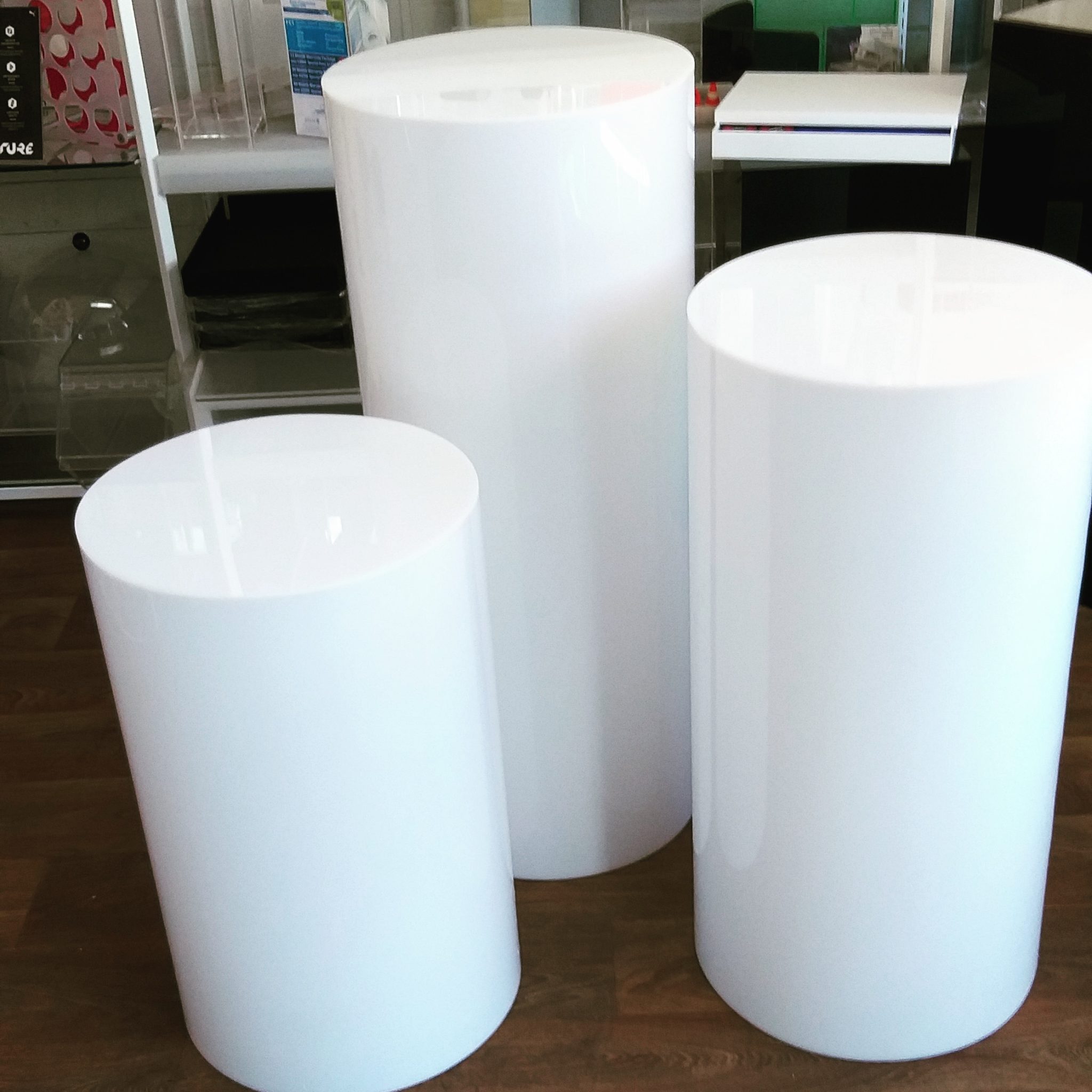 Cylindrical (Round) Plinths - Indesign Plastics + Displays
